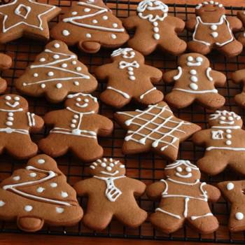Classic Gingerbread Cookies - The Daring Gourmet