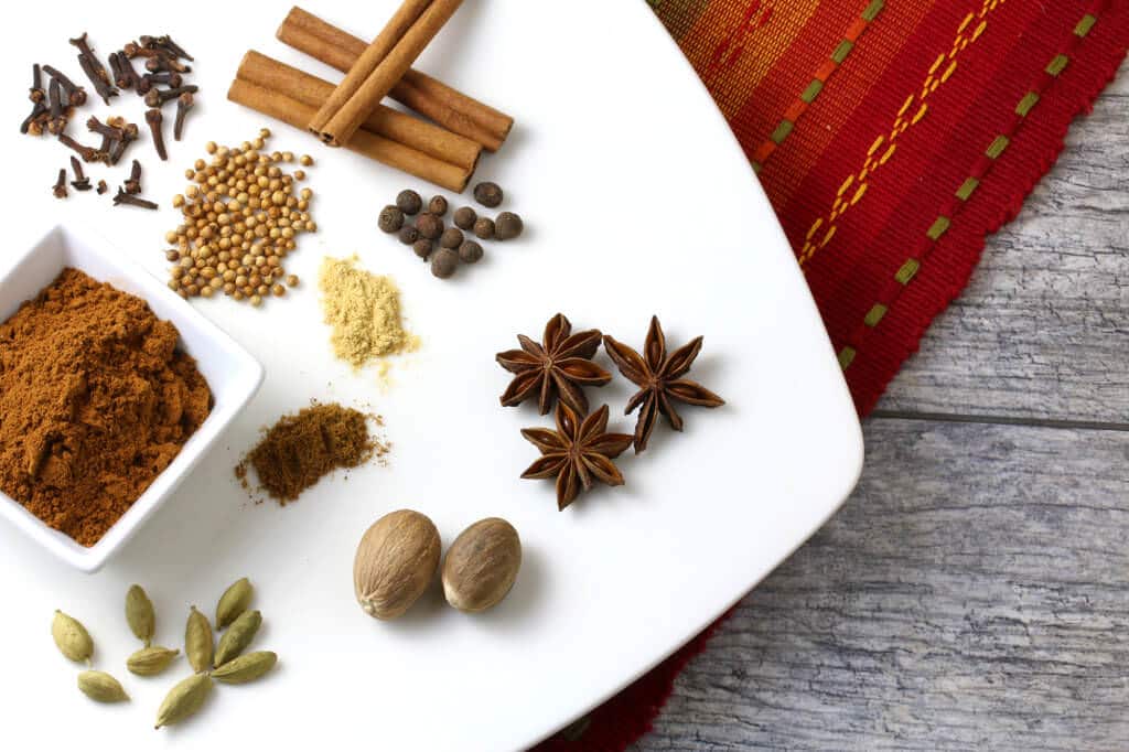 Lebkuchengewürz (German Gingerbread Spice) - The Daring Gourmet