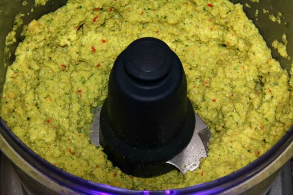 Burmese Yellow Split Pea Fritters (Baya Kyaw) - The Daring Gourmet