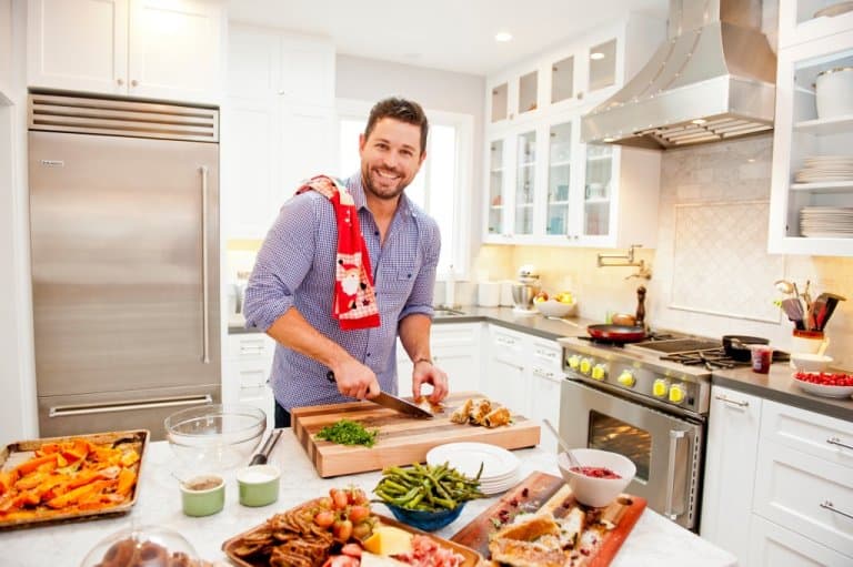 Mozzarella-Stuffed Crispy Portobello Burgers ("One to Five" Cookbook ...