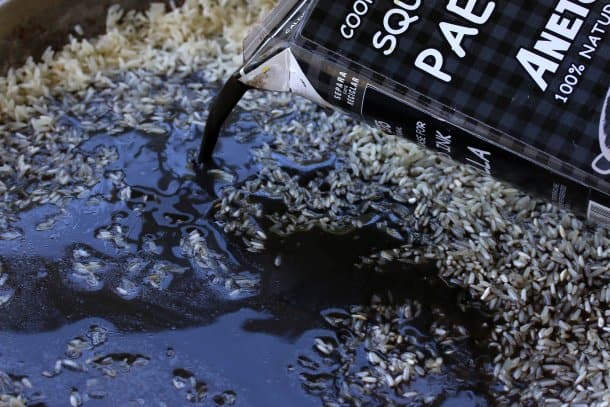 Squid Ink Paella (Arròs Negre/Arroz Negro) - The Daring Gourmet