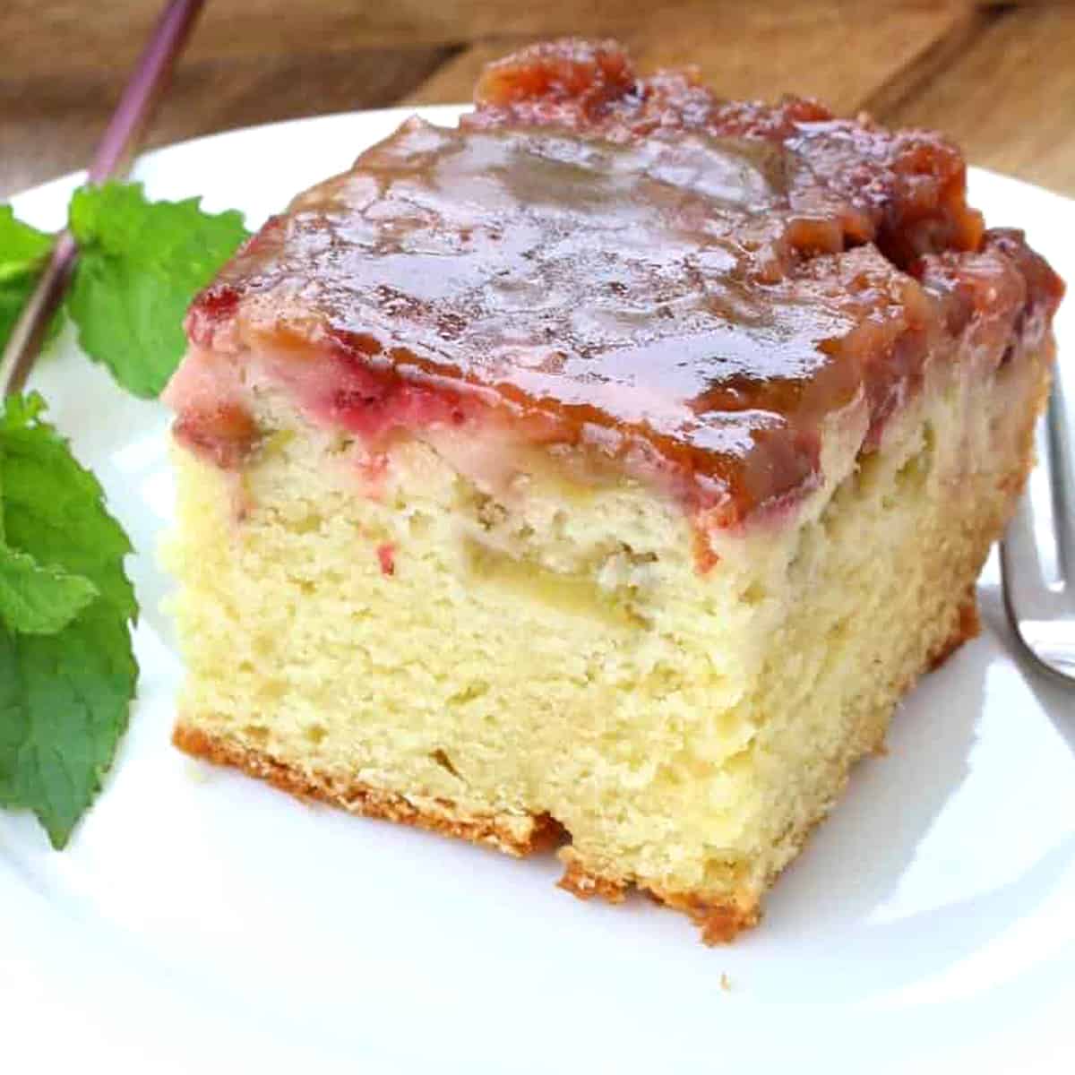 Strawberry Rhubarb Cake