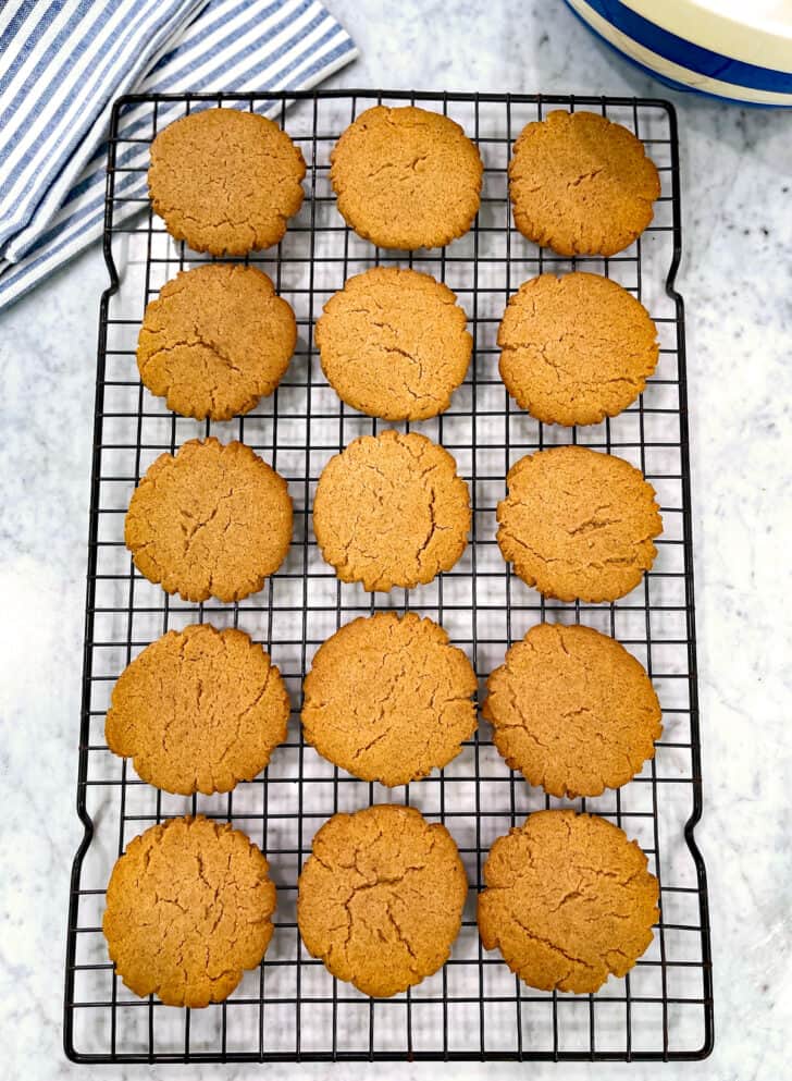 Cornish Fairings (Ginger Biscuits) - The Daring Gourmet