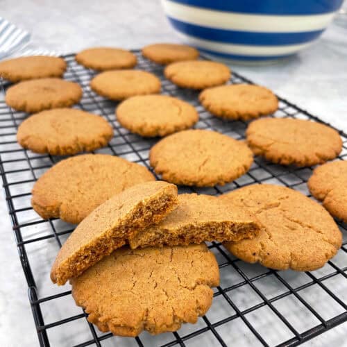 Cornish Fairings (Ginger Biscuits) - The Daring Gourmet